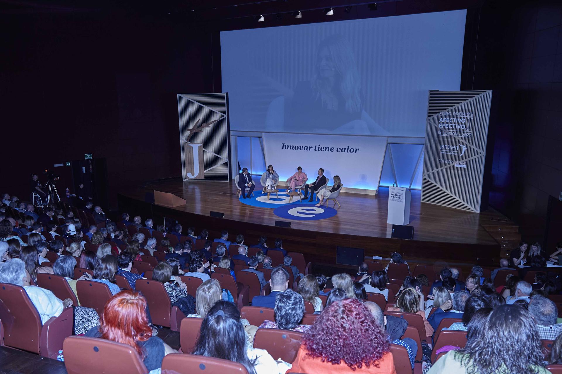 El valor de la innovación biomédica, con María Blasco, Jesús García ...